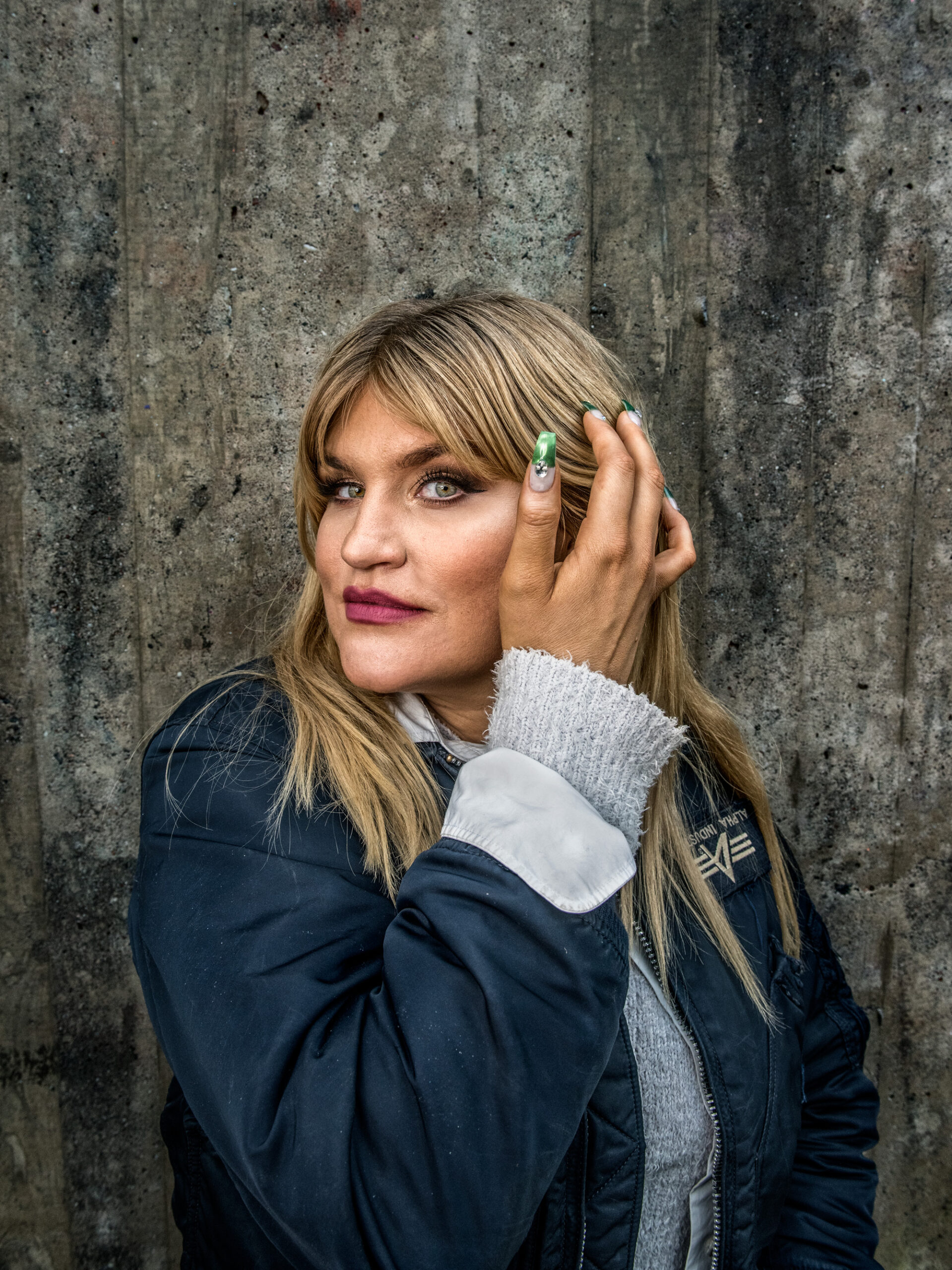 Tone Schunnesson stormar in